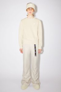 Top Modern Minimalist Clothing Brands in 2026